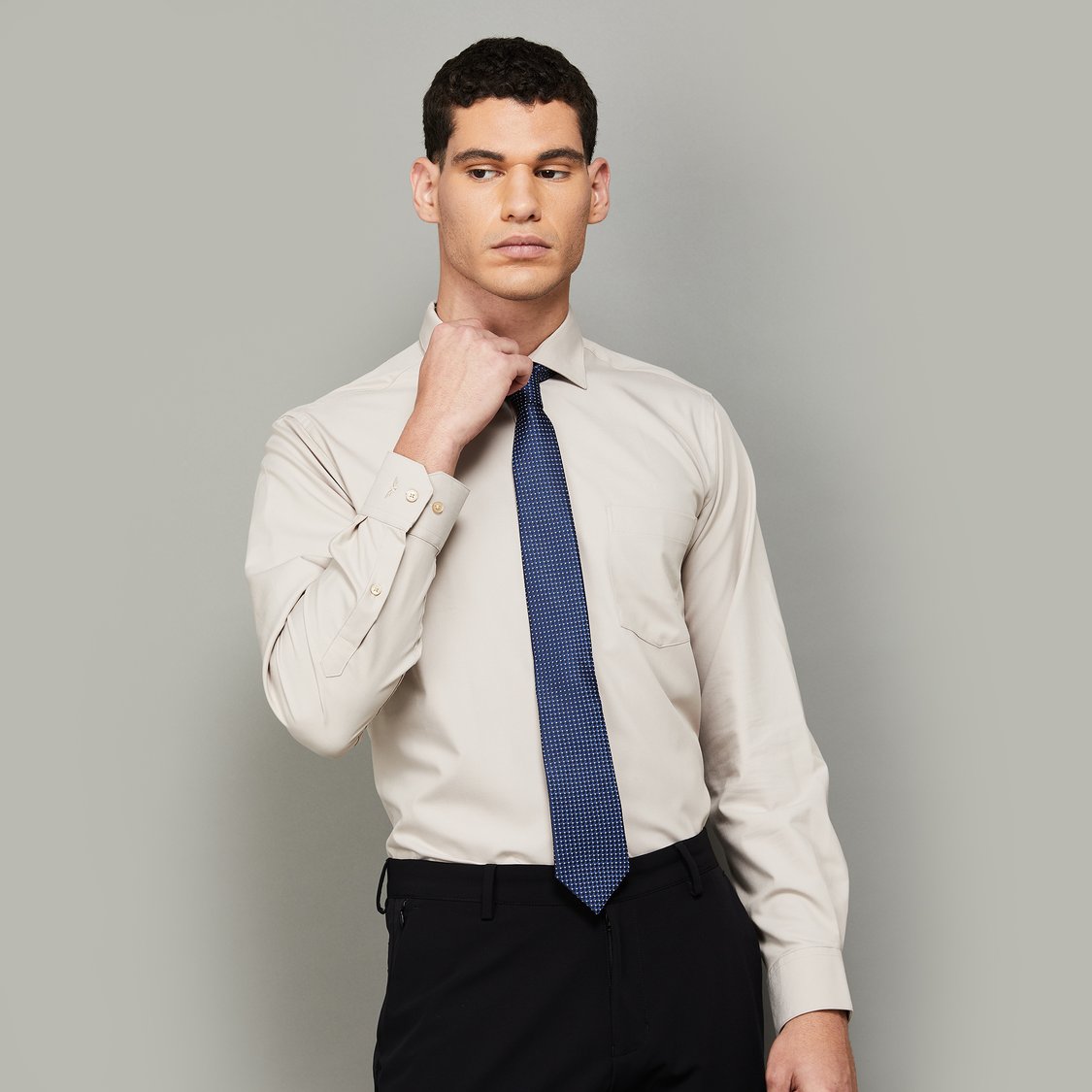 Buy PARK AVENUE Symphony Geometric Patterned Formal Tie from Park ...