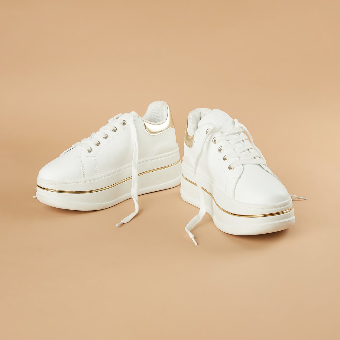 Buy GINGER Platformed Chunky Sneakers from Ginger at just INR 1899.0