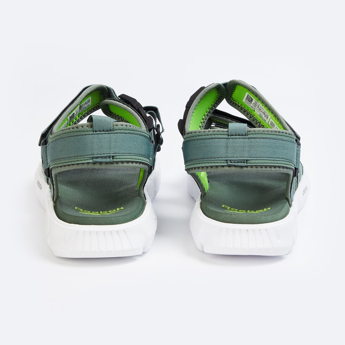 Buy REEBOK Rewind Floaters from Reebok at just INR 2999.0