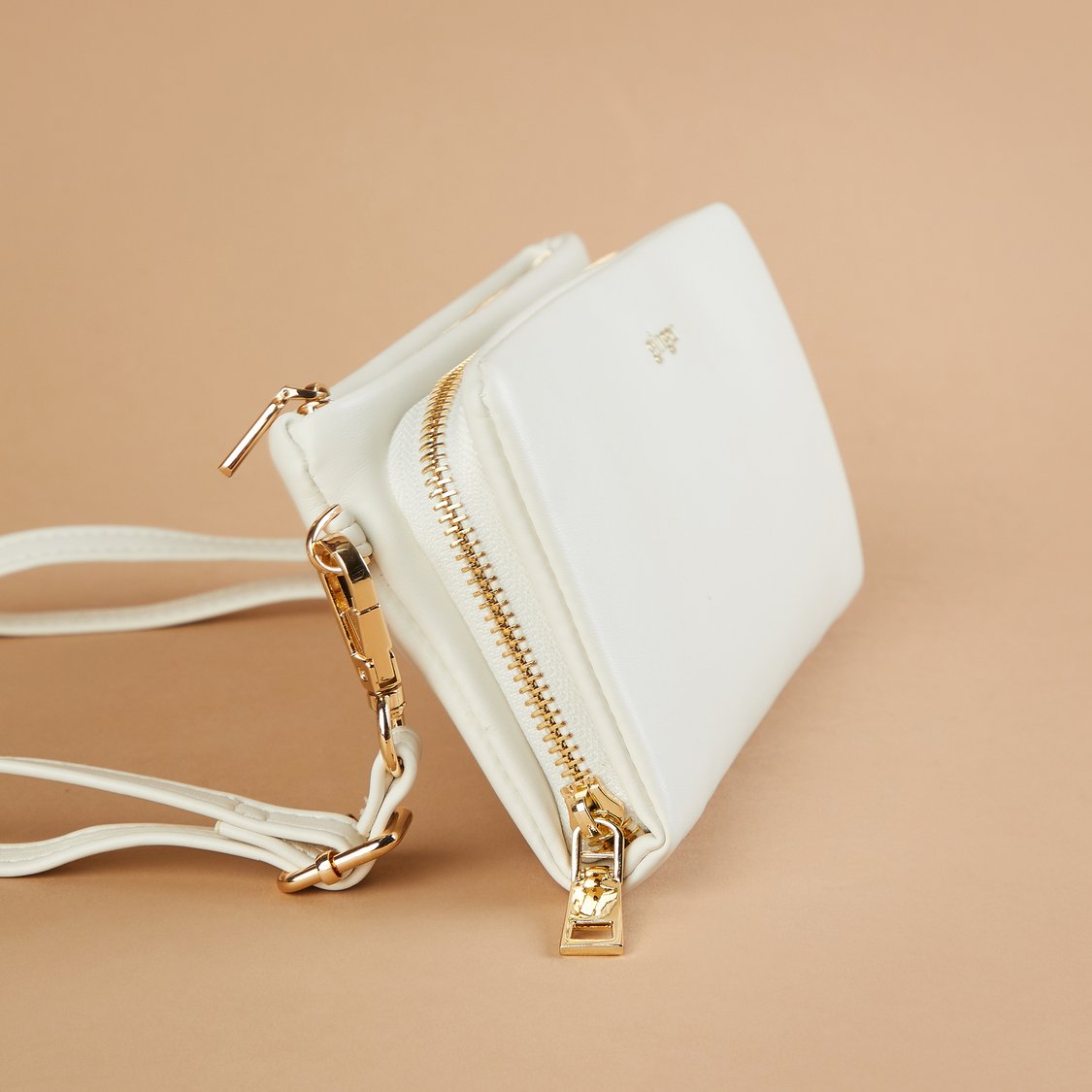 Buy GINGER Solid Wallet with Detachable Strap from Ginger at just INR ...