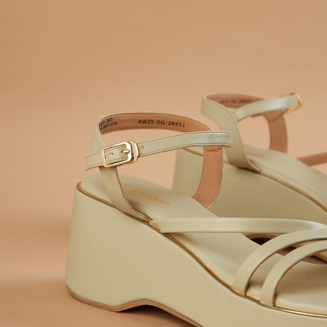 Buy GINGER Solid Platforms from Ginger at just INR 1499.0