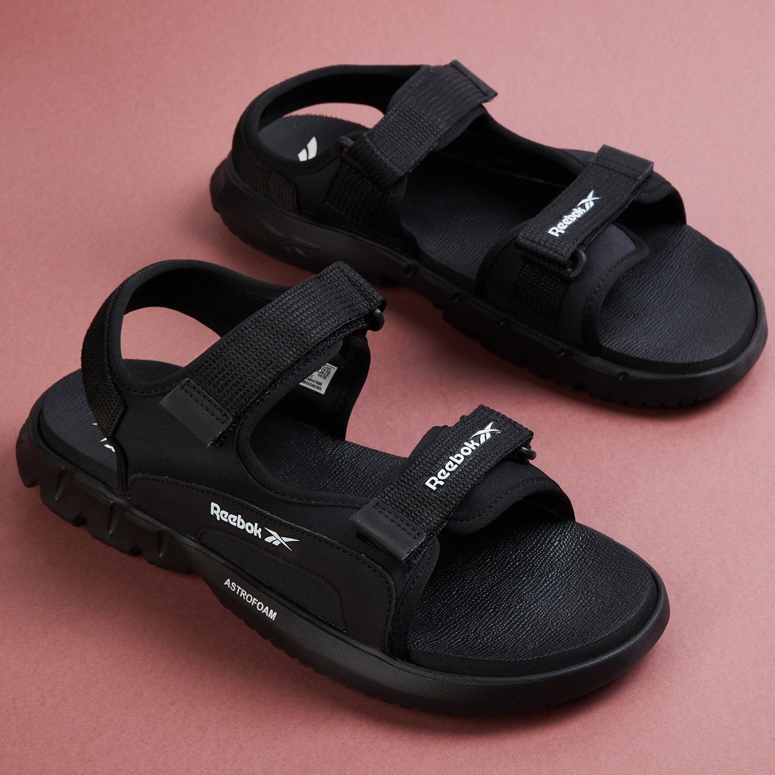 Buy REEBOK Ztaur Aero Floaters from Reebok at just INR 2799.0