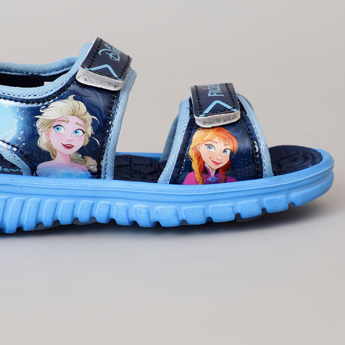 Buy BIOWORLD Girls Frozen Floaters from Bioworld at just INR 699.0