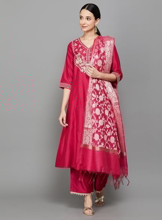 AURELIA Women Embroidered A Line Kurta Set