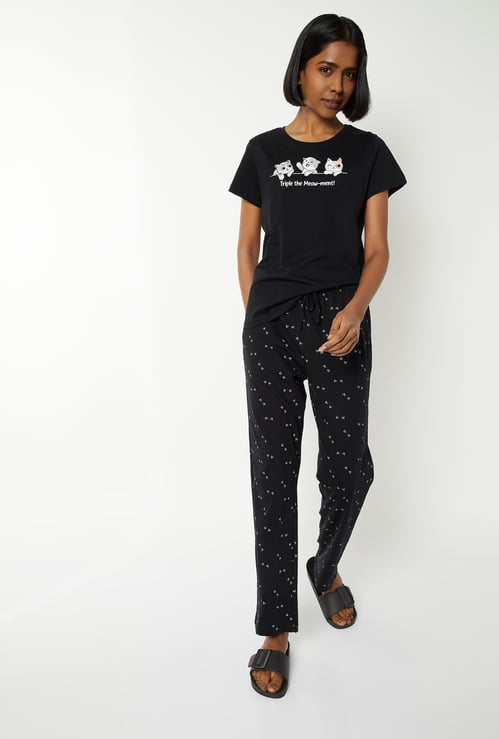 Pyjamas - Buy Trendy Pyjamas Online in India | Max Fashion