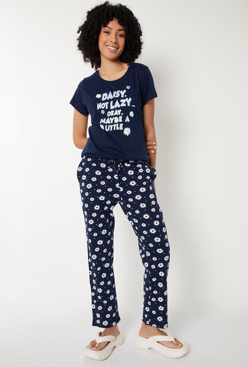 Pyjamas - Buy Trendy Pyjamas Online in India | Max Fashion