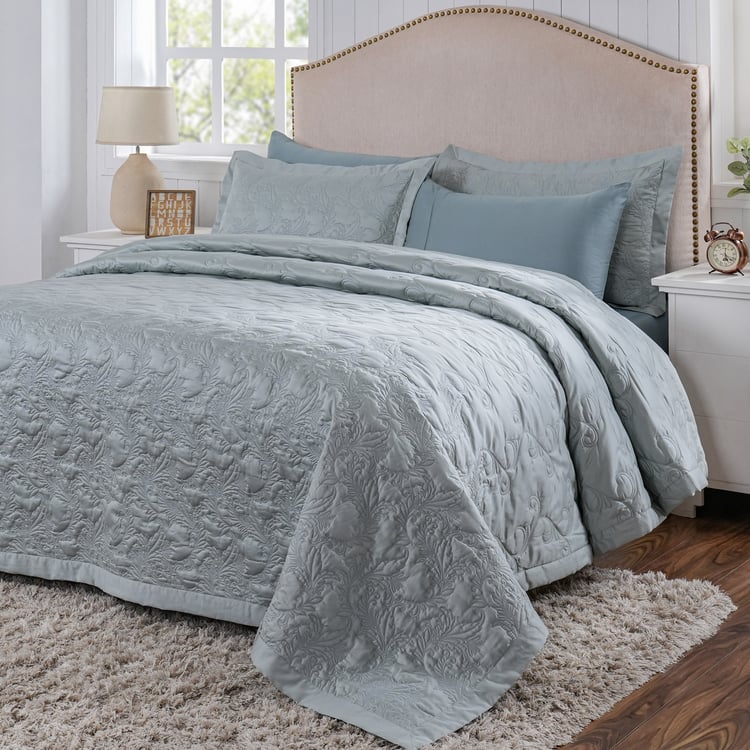 Buy MASPAR Classical Ornate Cotton Embroidered Double Quilt from Maspar ...