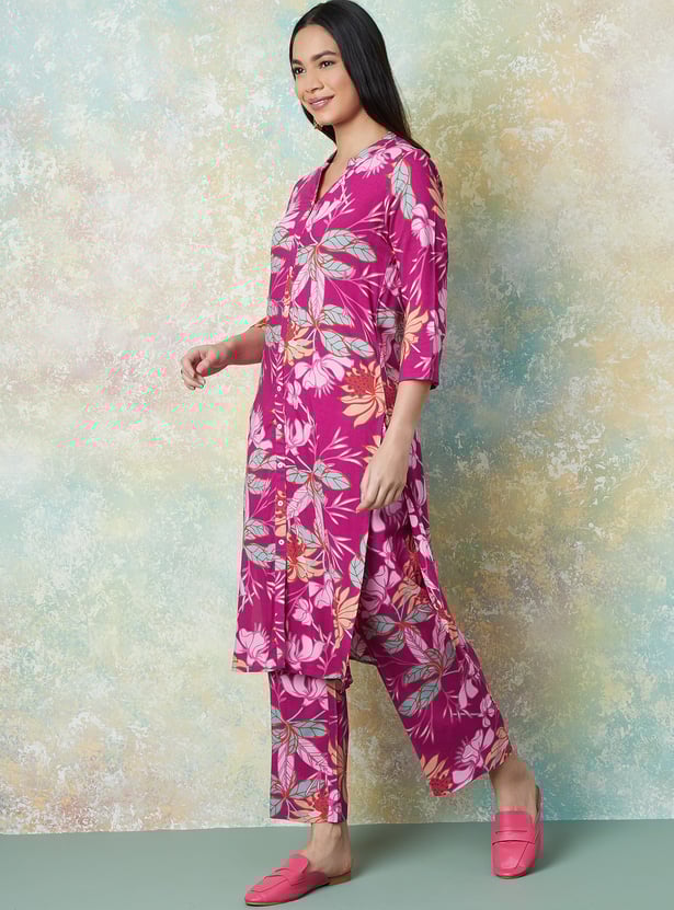 Buy MELANGE Floral Print Straight Kurta Set from Melange at just INR 1599.0