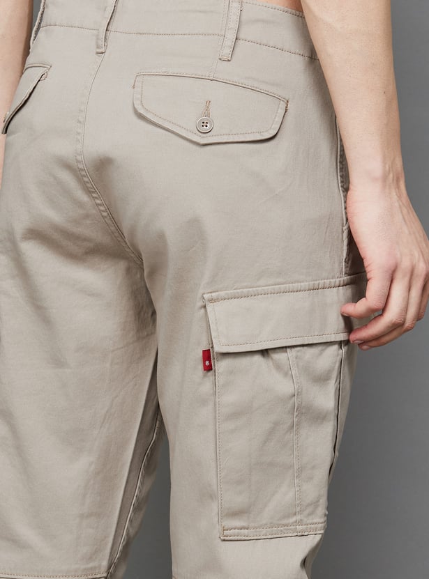 Buy LEVI'S Solid Regular Fit Cargos from Levi's at just INR 3889.0