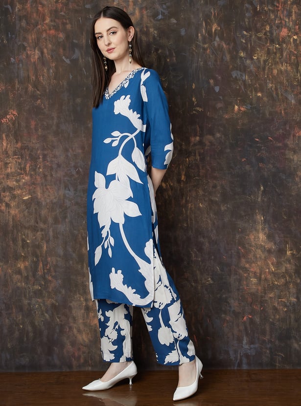 Buy MELANGE Floral Print Straight Kurta Set from Melange at just INR 1599.0