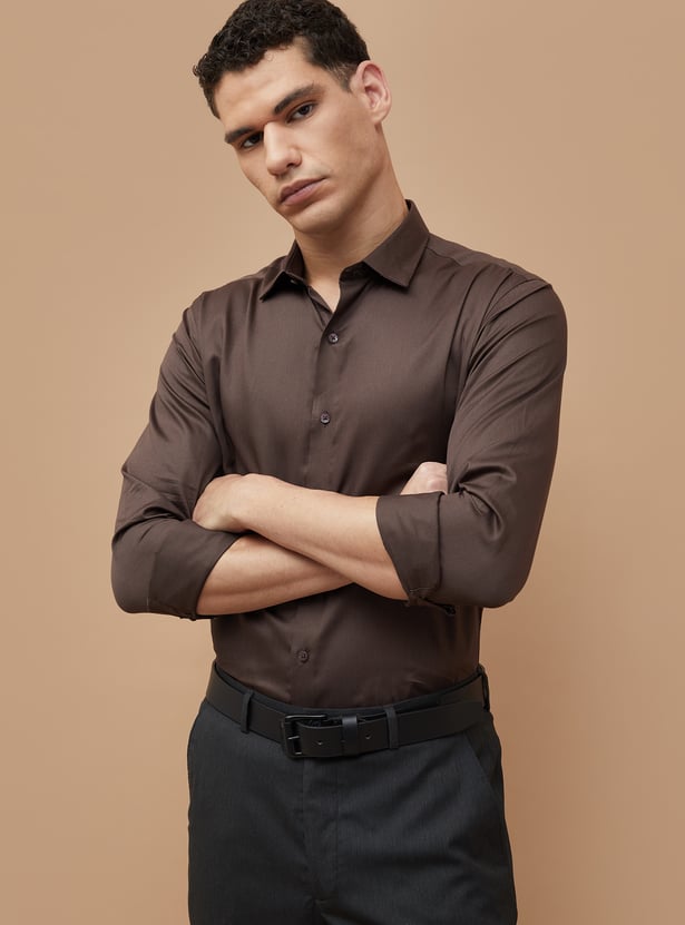 Buy CODE Solid Slim Fit Formal Shirt from CODE at just INR 1699.0