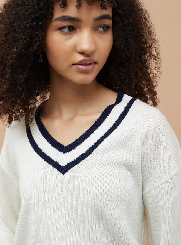 Buy GINGER Solid V-Neck Sweater from Ginger at just INR 799.0
