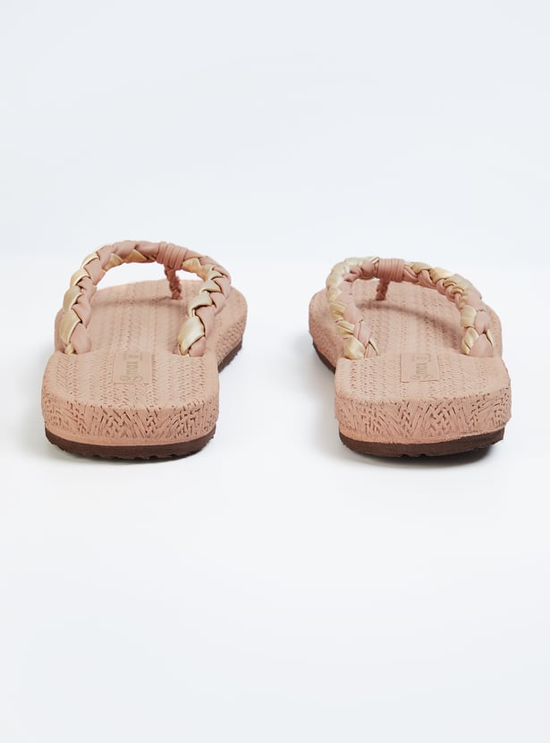 Buy Women Textured Flip Flops Online at just Rs. 399.0 - 1000013433935 ...