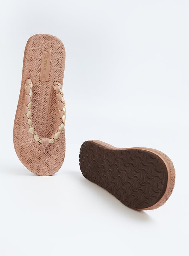 Buy Women Textured Flip Flops Online at just Rs. 399.0 - 1000013433935 ...