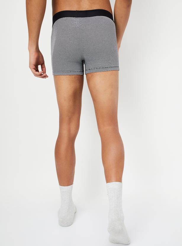 Buy Men Assorted Trunks - Pack of 2 Online at just Rs. 499.0 ...