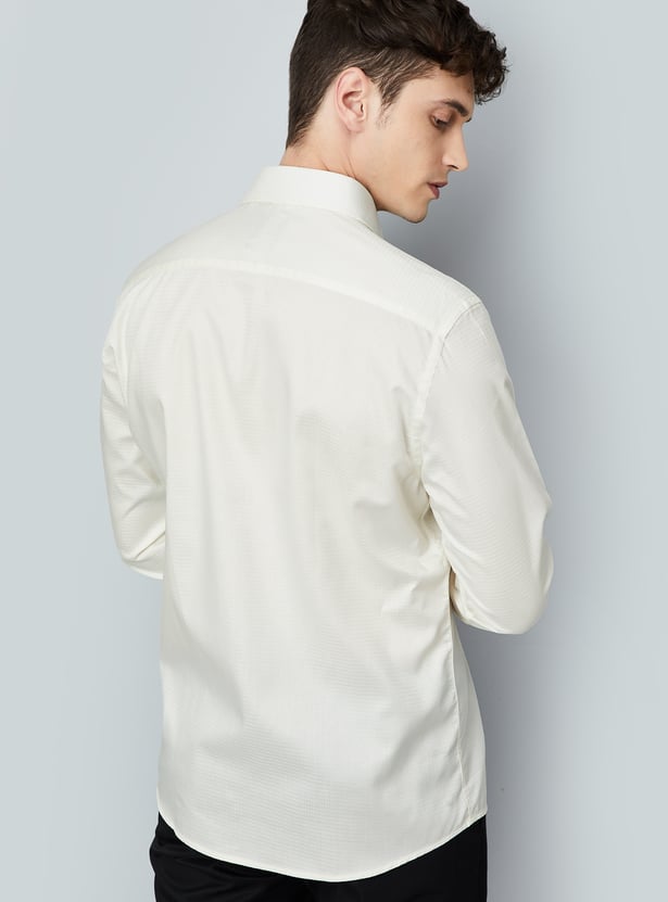 Buy Men Structured Slim Fit Formal Shirt Online at just Rs. 1049.0 ...