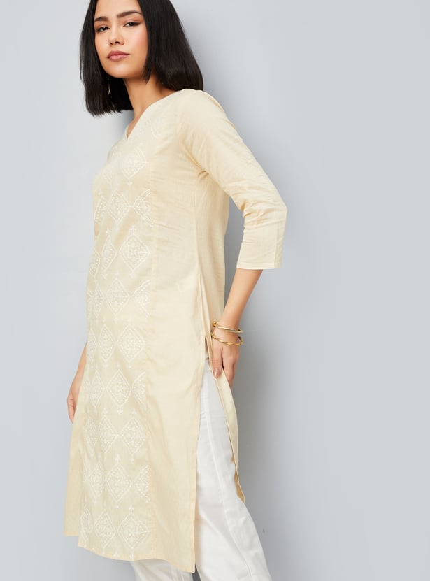 Buy Women Thread Embroidered Kurta Online at just Rs. 599.0 ...
