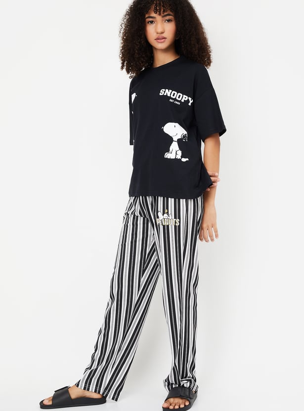 Buy Women Snoopy Print PJ Set Online at just Rs. 799.0 - 1000015359851 ...