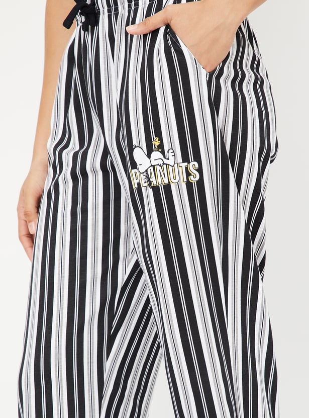 Buy Women Snoopy Print PJ Set Online at just Rs. 799.0 - 1000015359853 ...